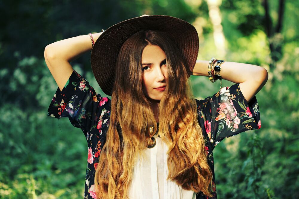10 Humidity Hair Hacks to Help You Survive the Summer - NewBeauty