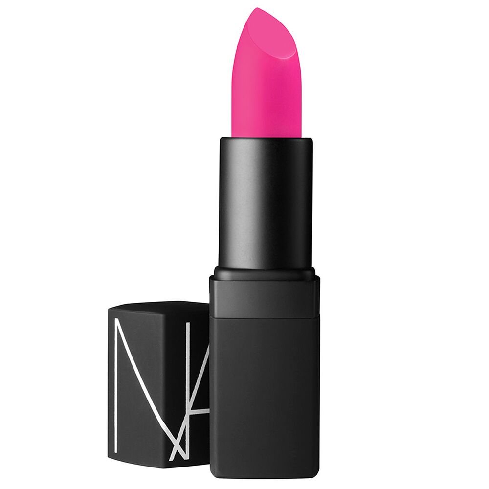 The 5 Pink Lipsticks Makeup Artists Say Flatter Every Skin Tone - NewBeauty