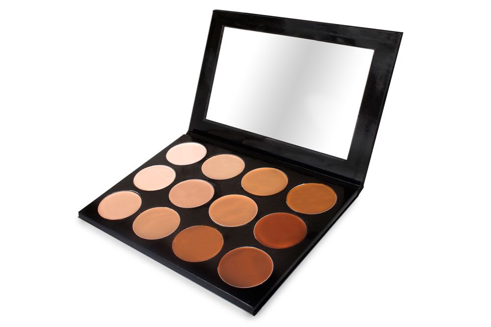 Contouring Mistakes Everyone Makes According to Makeup Artists - NewBeauty