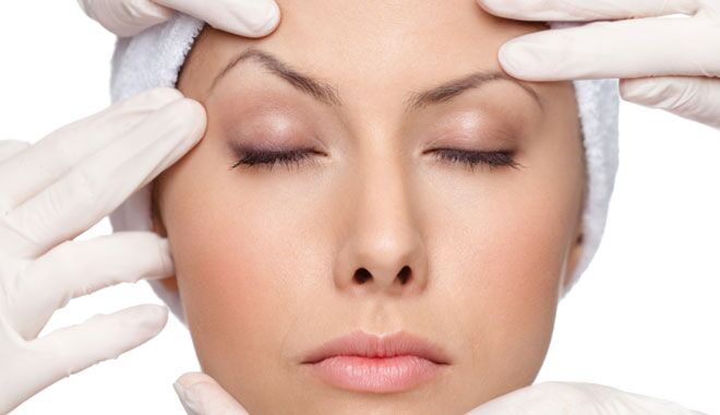 What Does Plastic Surgery Addiction Look Like? - NewBeauty