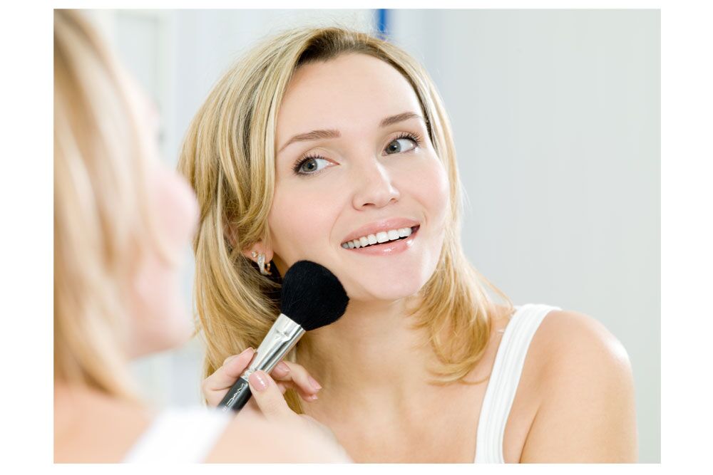 Contouring Mistakes Everyone Makes According to Makeup Artists - NewBeauty