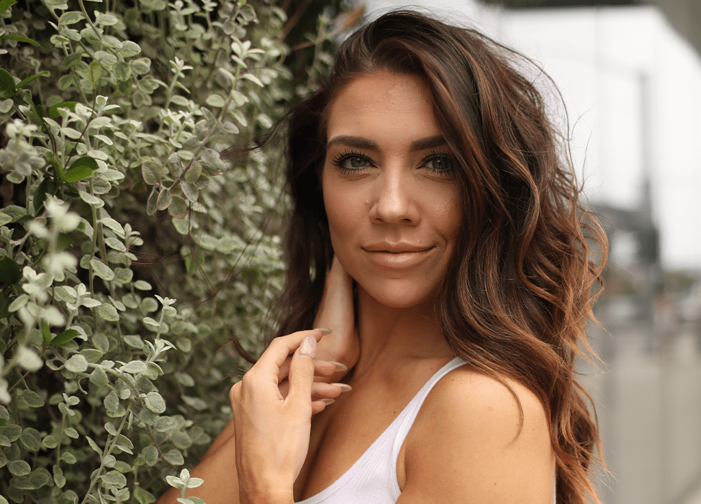 Jenna Johnson-Chmerkovskiy Shares All the Beauty Secrets From 'Dancing ...