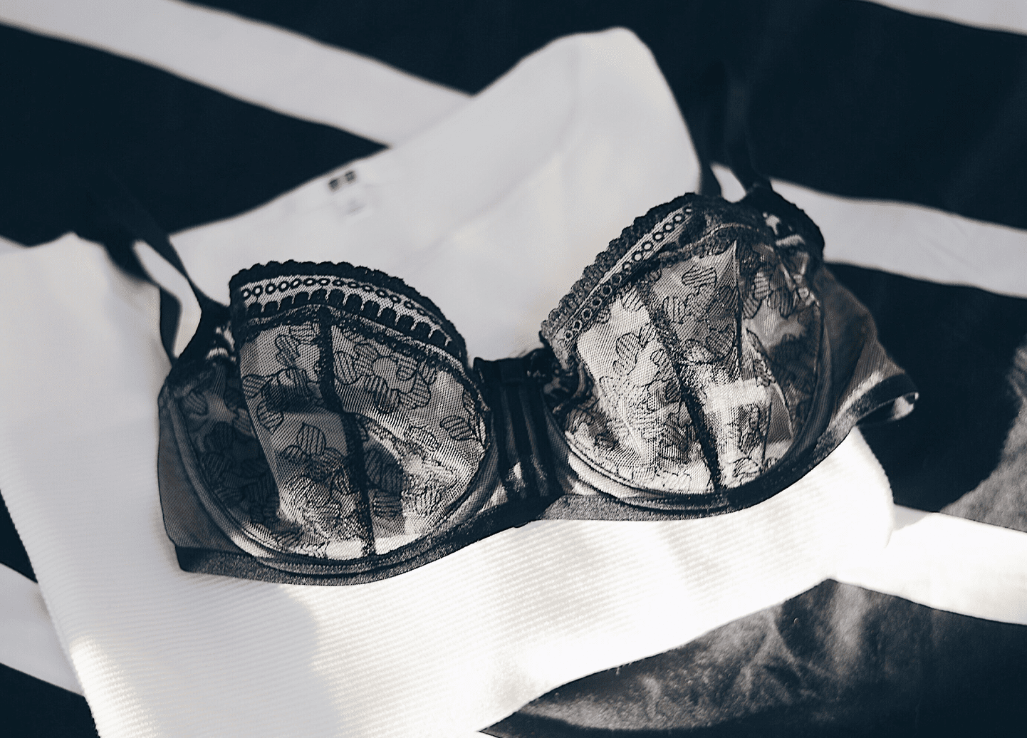 Bras After Breast Augmentation: Tips to Know and What to Avoid - NewBeauty