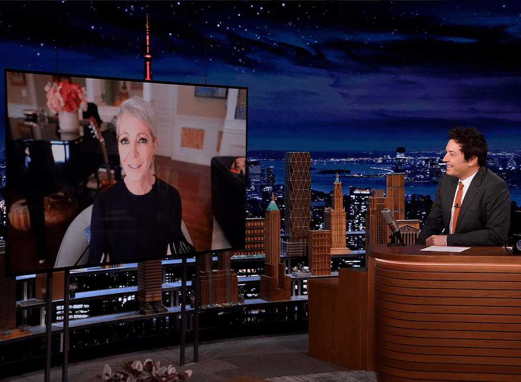 Allison Janney’s Short Grey Hair 'Shocked' Producers on the Set of ‘Mom ...