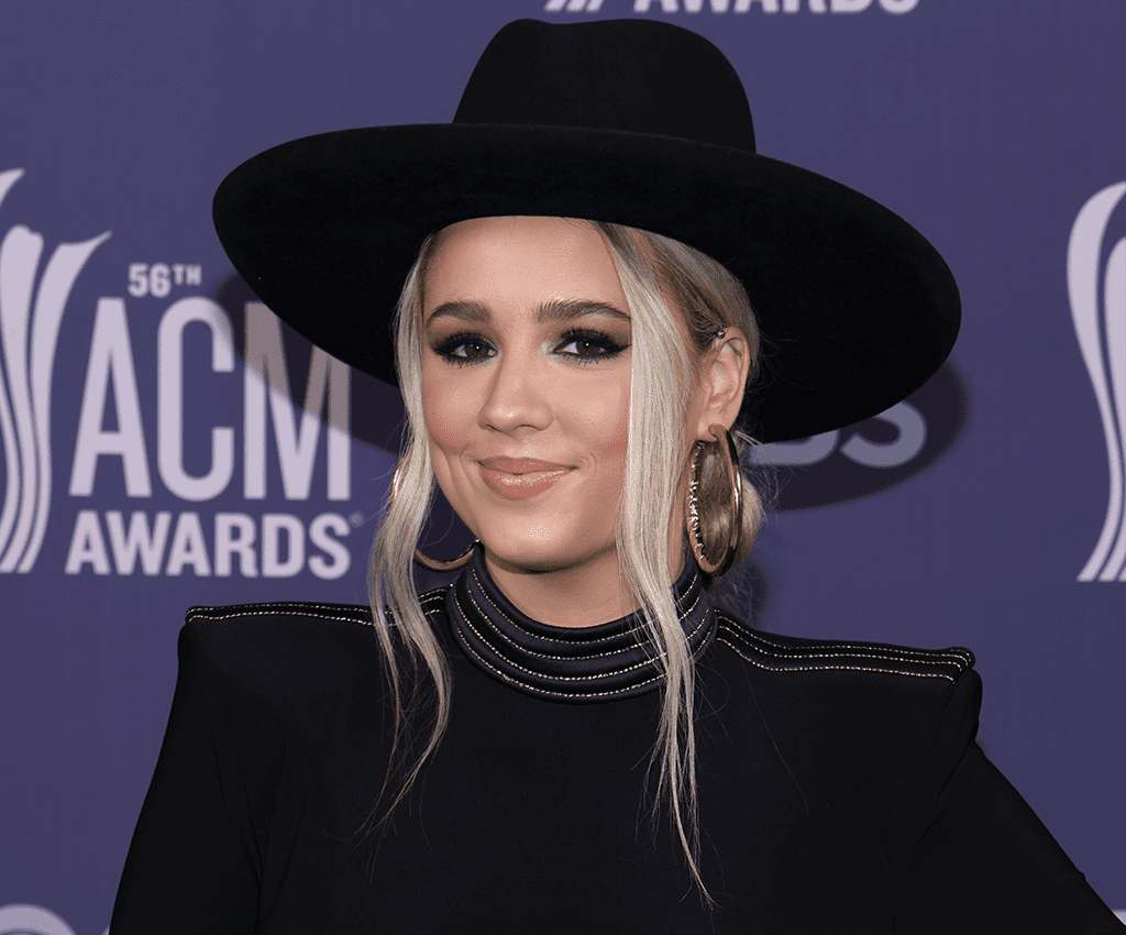 The $22 Skin-Care Secret Behind Gabby Barrett’s Glowing Skin - NewBeauty