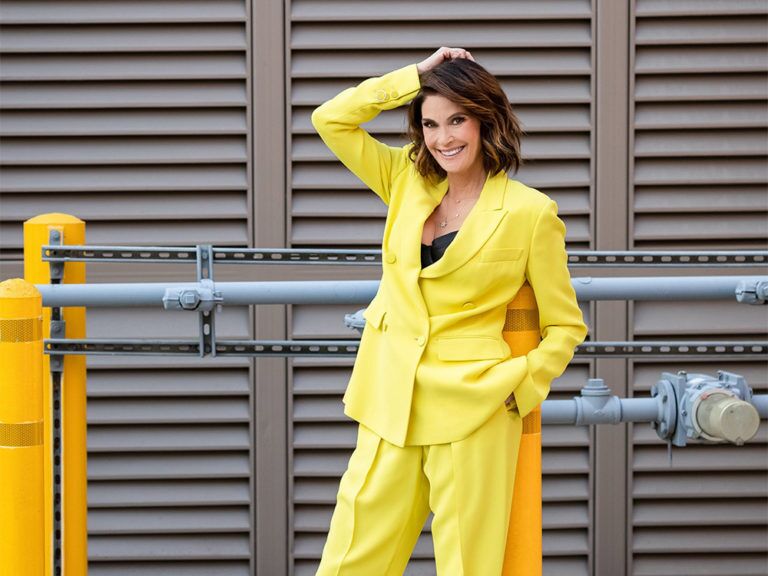 Teri Hatcher on Skin Care, Stand-Up Comedy and the Art of Reinvention ...