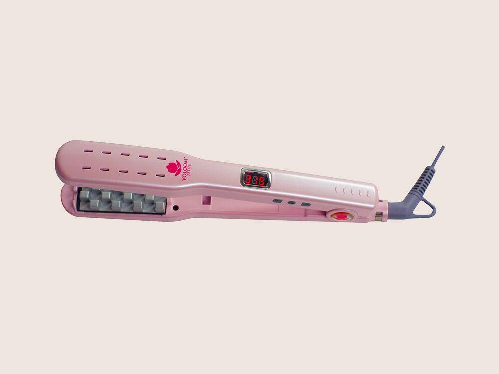This Crazy-Looking Hair Tool Delivers Lasting Volume in Seconds - NewBeauty