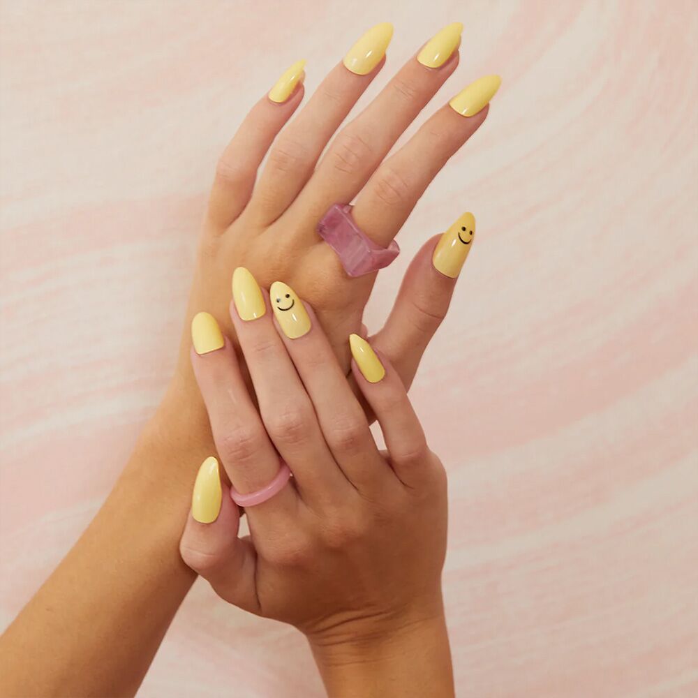 Best Press On Nails For Long Lasting Looks- NewBeauty