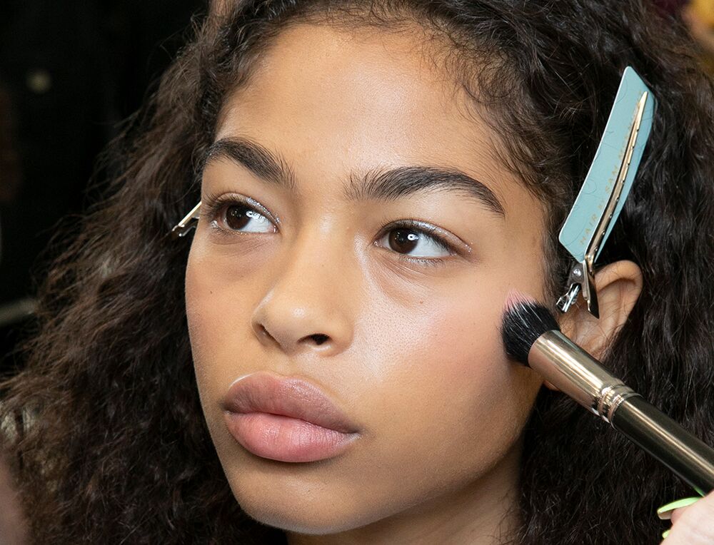 Exactly How to Camouflage Under-Eye Bags With Makeup - NewBeauty