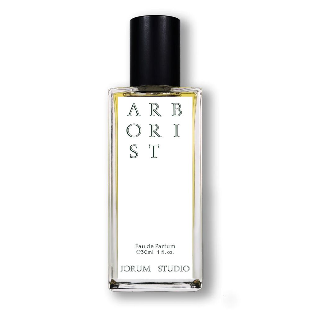 10 Oud Perfumes That Smell Like Luxury - NewBeauty