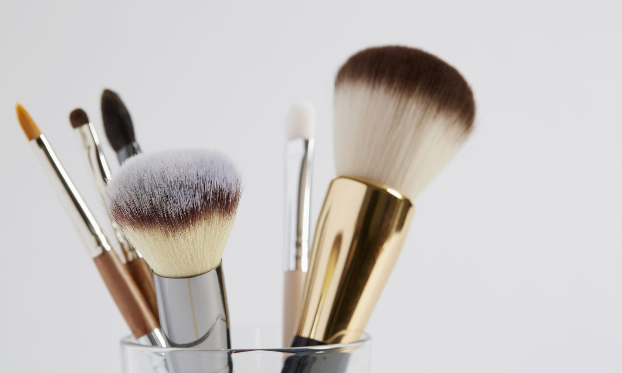 The Best Makeup Brushes for Powder Products
