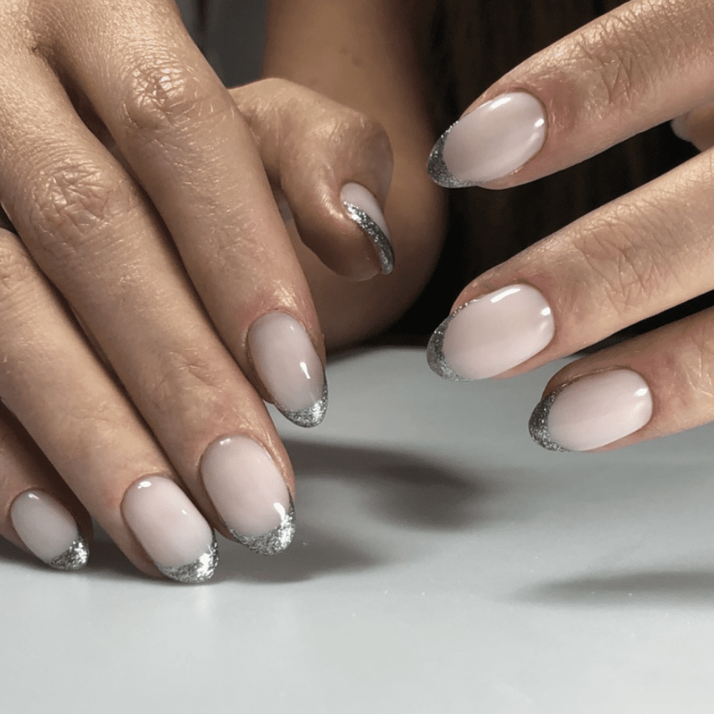 35 Glitter Nails to Make Your Next Manicure Sparkle - NewBeauty