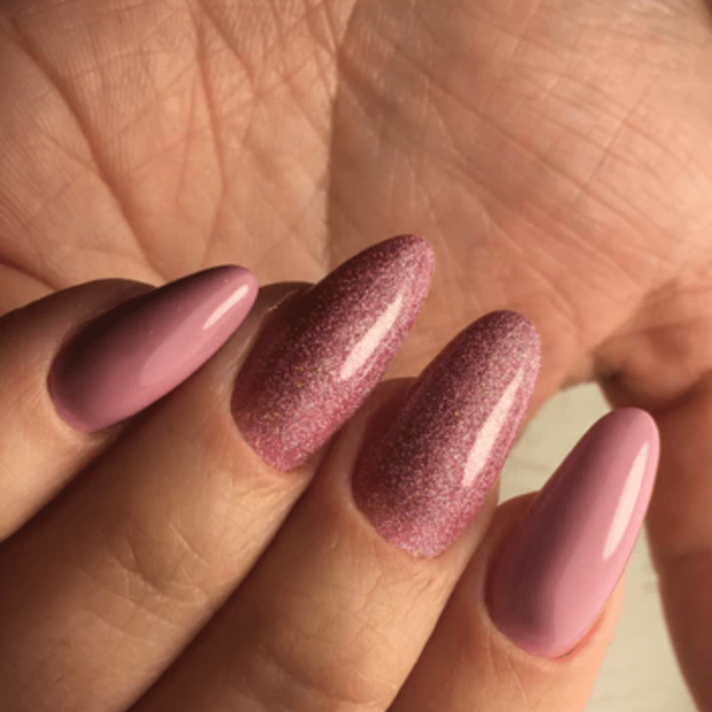 35 Glitter Nails to Make Your Next Manicure Sparkle - NewBeauty