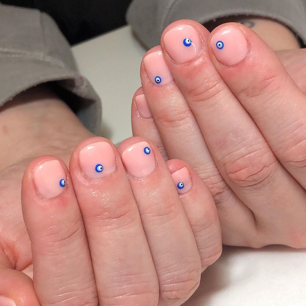 35 Squoval Nail Ideas from Natural Shades to Over-the-Top Art - NewBeauty