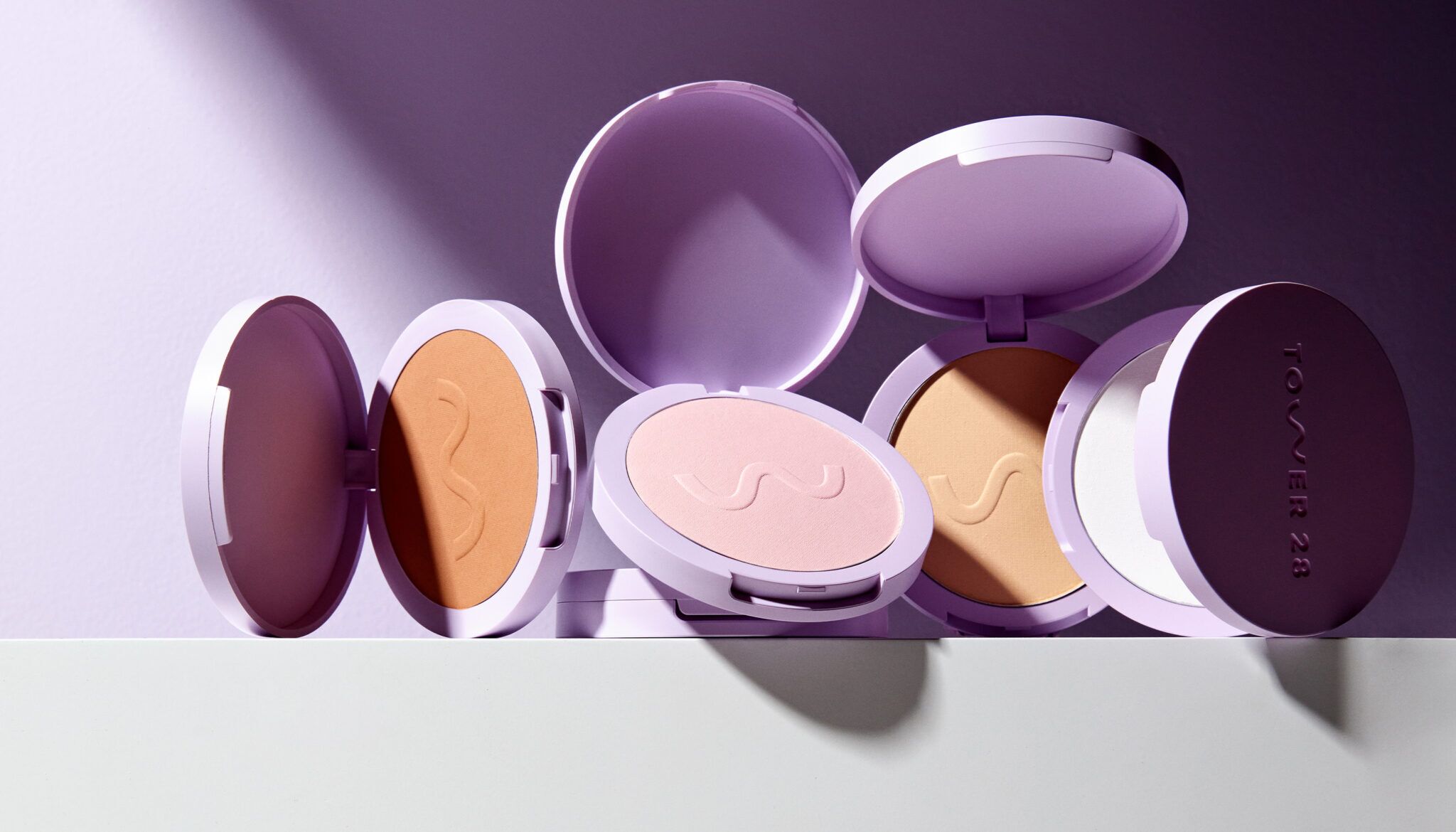 Makeup Artists Love the 'Filtering Benefits' of This Pressed Powder