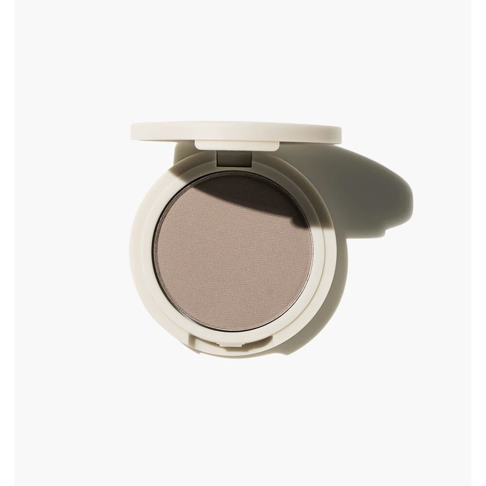 The Best Cool-Toned Makeup Every Greige Glam Goddess Needs