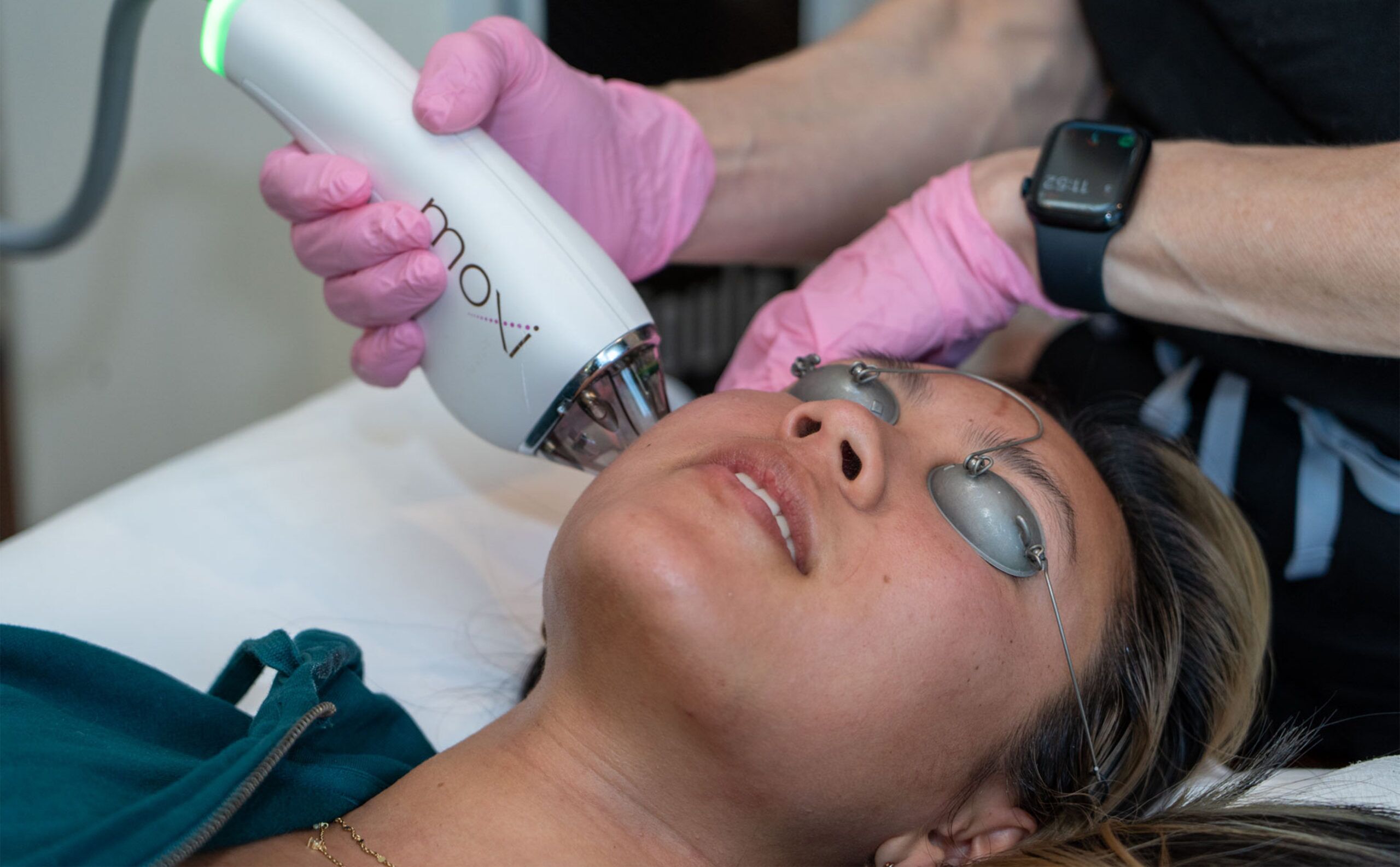 MOXI: Signs of Aging Can Be Treated in Less Than 10 Minutes