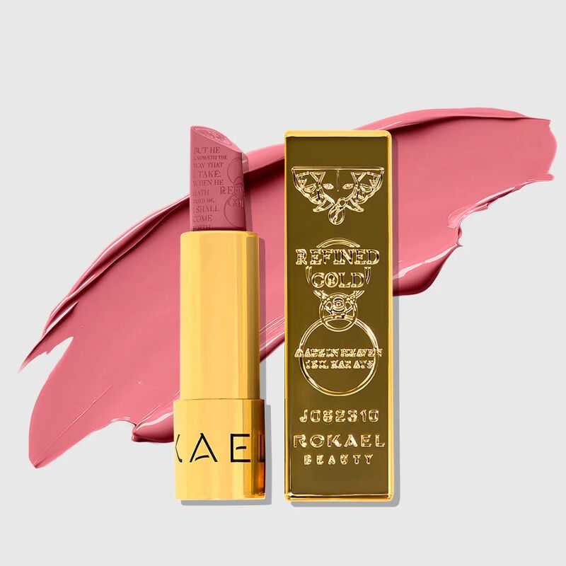 The $14 Lashes Behind Demi Moore's Double-Take-Worthy Glam