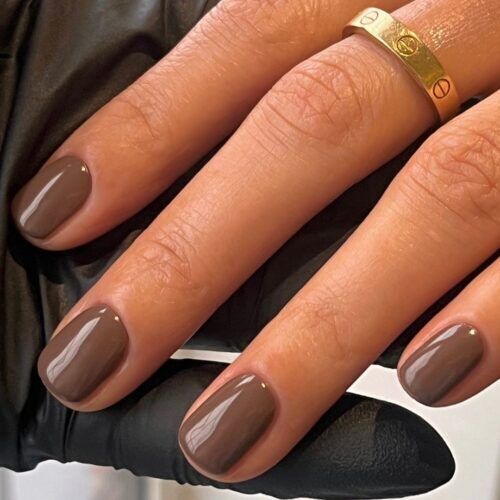 Simple Fall Manicures You Don’t Want to Miss