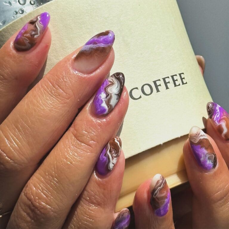 Twee Nail Designs Are the Retro Look You're Seeing Everywhere