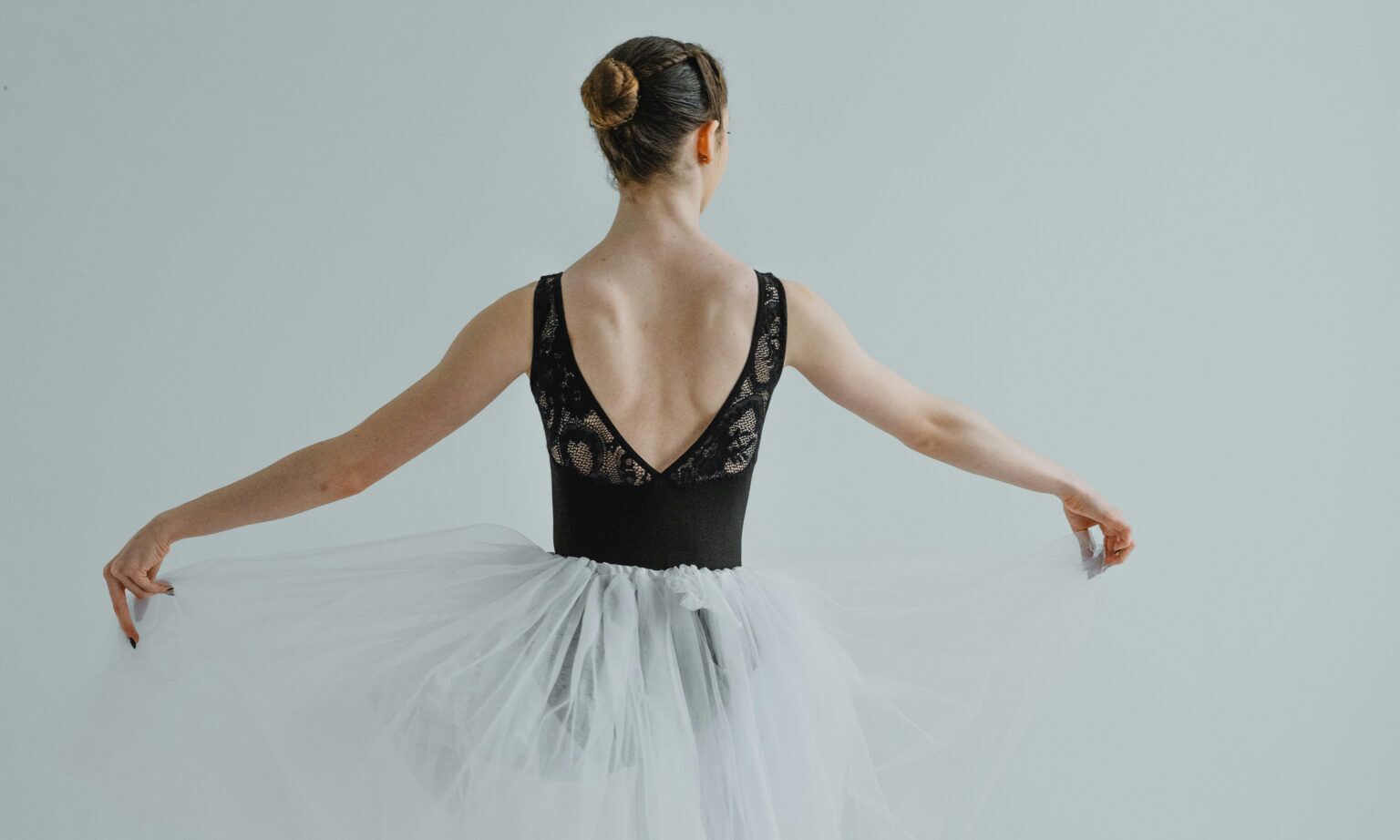 Balletcore Hair Is the Elegant Way to Play With Ribbons - NewBeauty