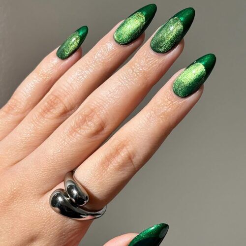 The 8 Best Cat-Eye Manicure Colors to Try - NewBeauty