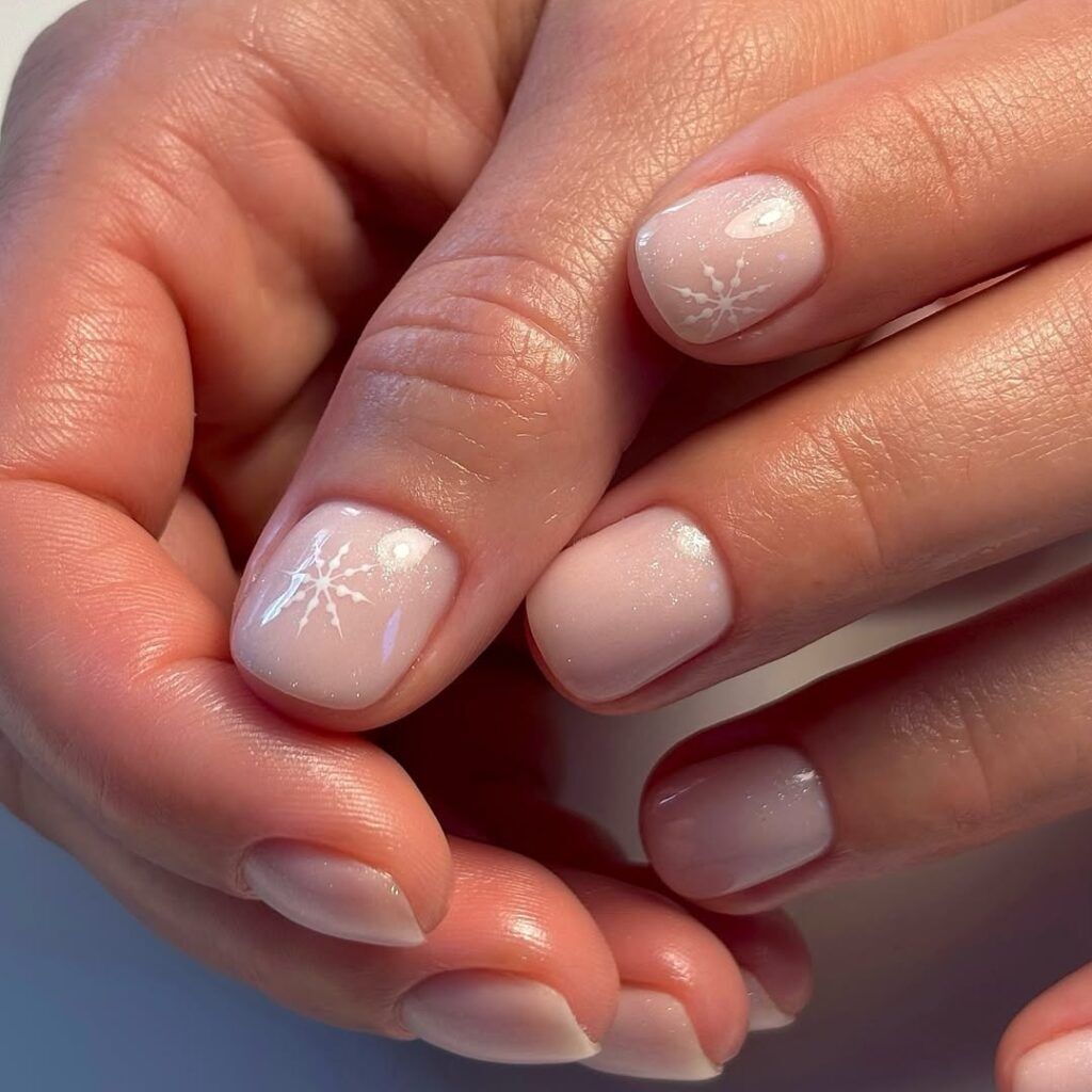 10 Snowflake Nails to Take Your Winter Manicure to the Next Level ...