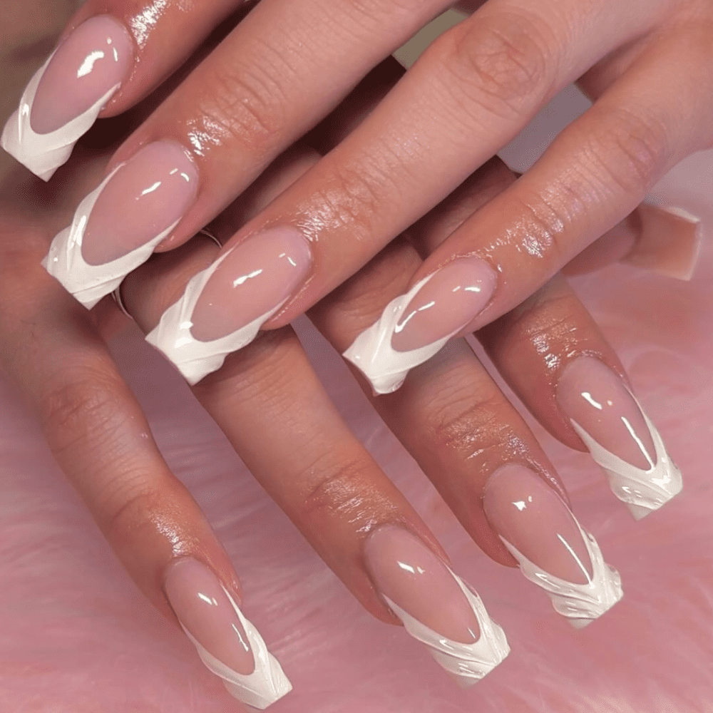 3D French Tips Are a Luxurious Twist on the Classic Technique