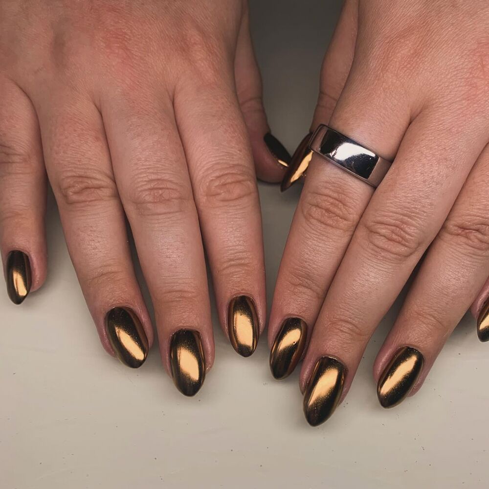 Copper Nails Are the Chicest Manicure Finish to Try Right Now - NewBeauty