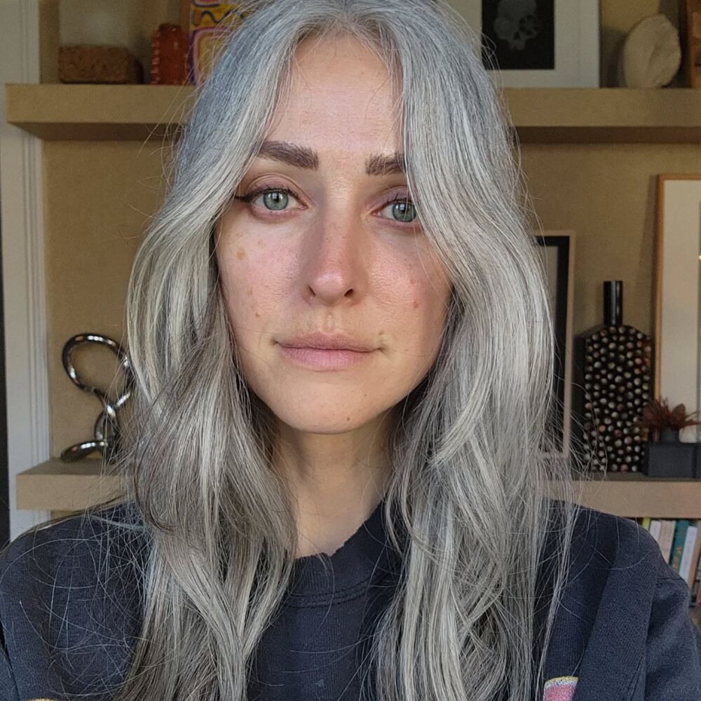 9 Hairstyles We Love for Gray Hair - NewBeauty