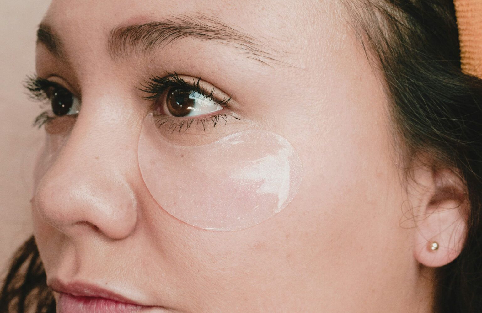 Best Ingredients for Under-Eye Skin, According to Experts