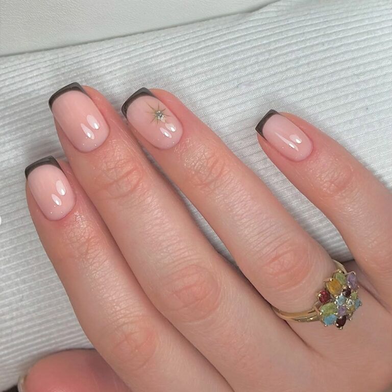 8 Looks That Will Make You Want a Square French Manicure
