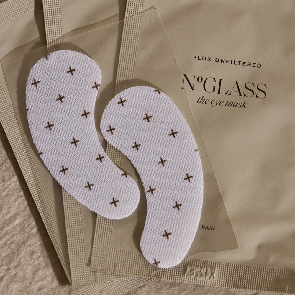 The Best Eye Masks to Depuff Fast on Early Mornings
