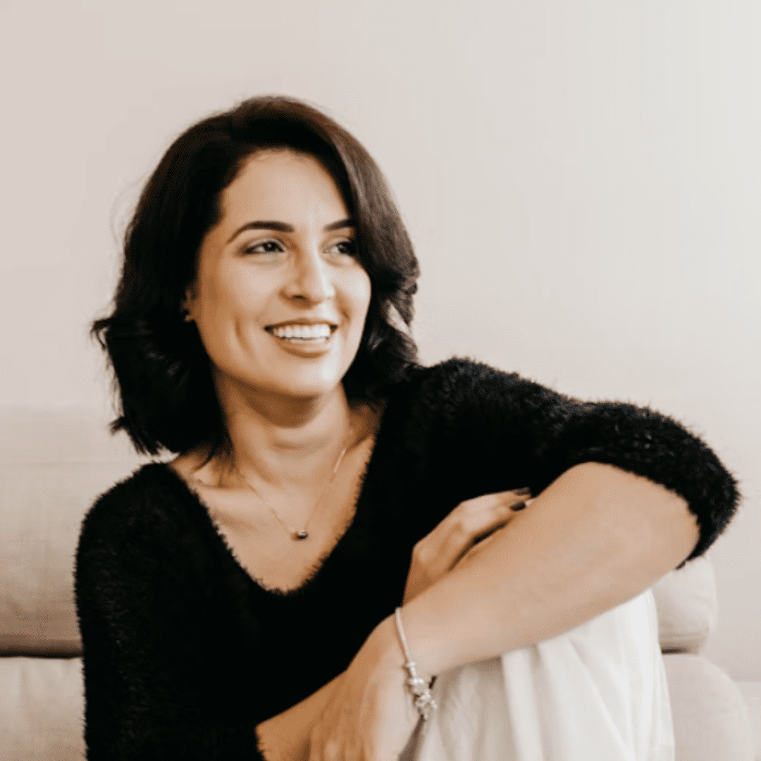 Flattering Medium-Length Hairstyles for Women Over 50