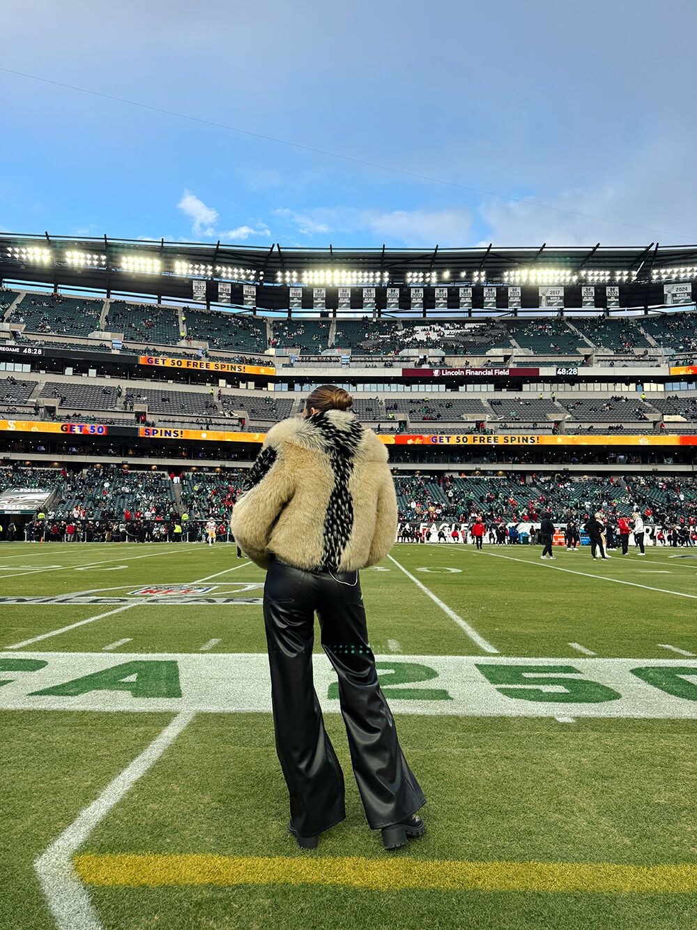 Exclusive: Erin Andrews on Her Viral AUTER Coat